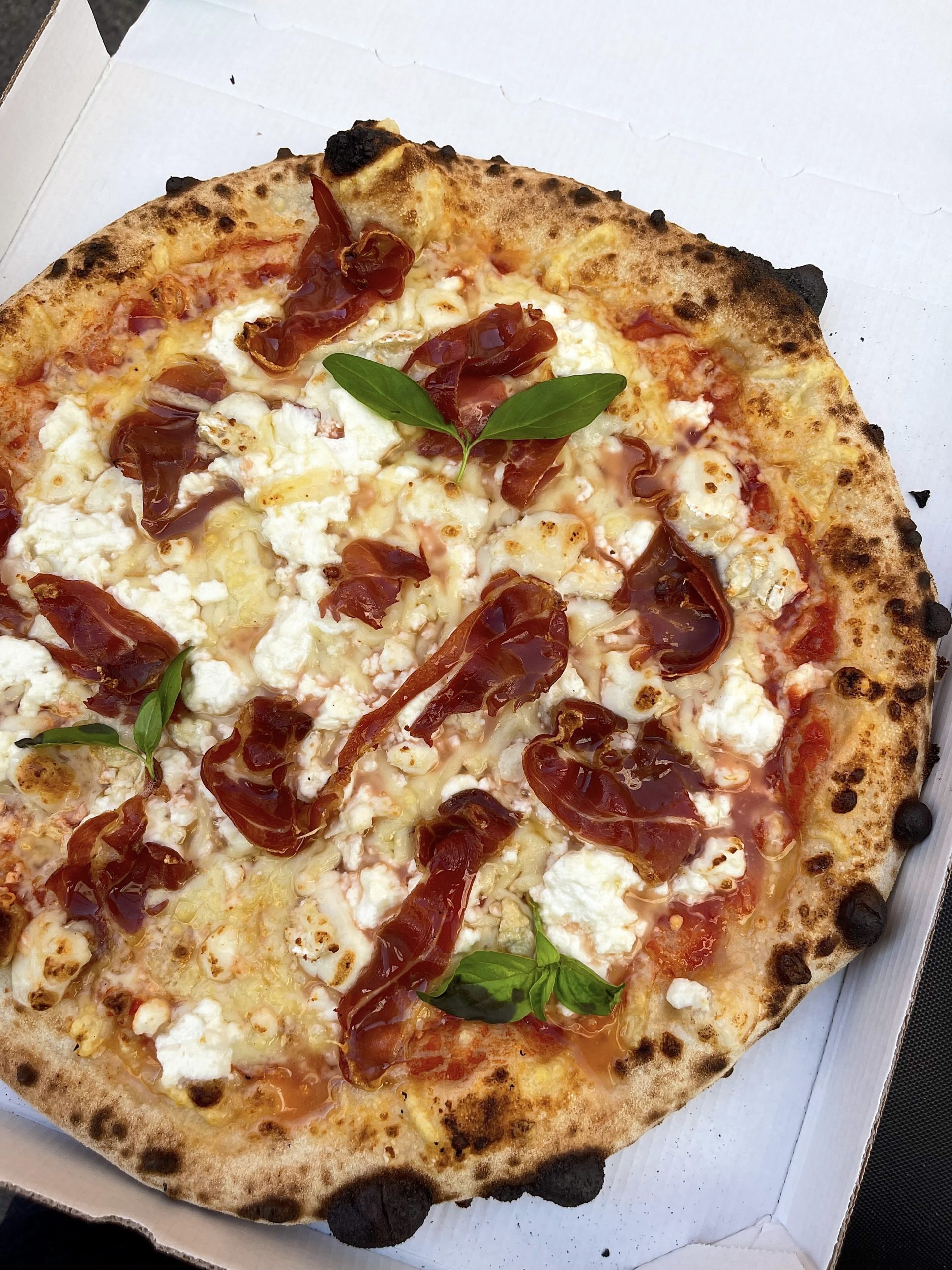Pizza du mois de Septembre 2022- LA CHEVRETTE - Pizza la Bottega ...